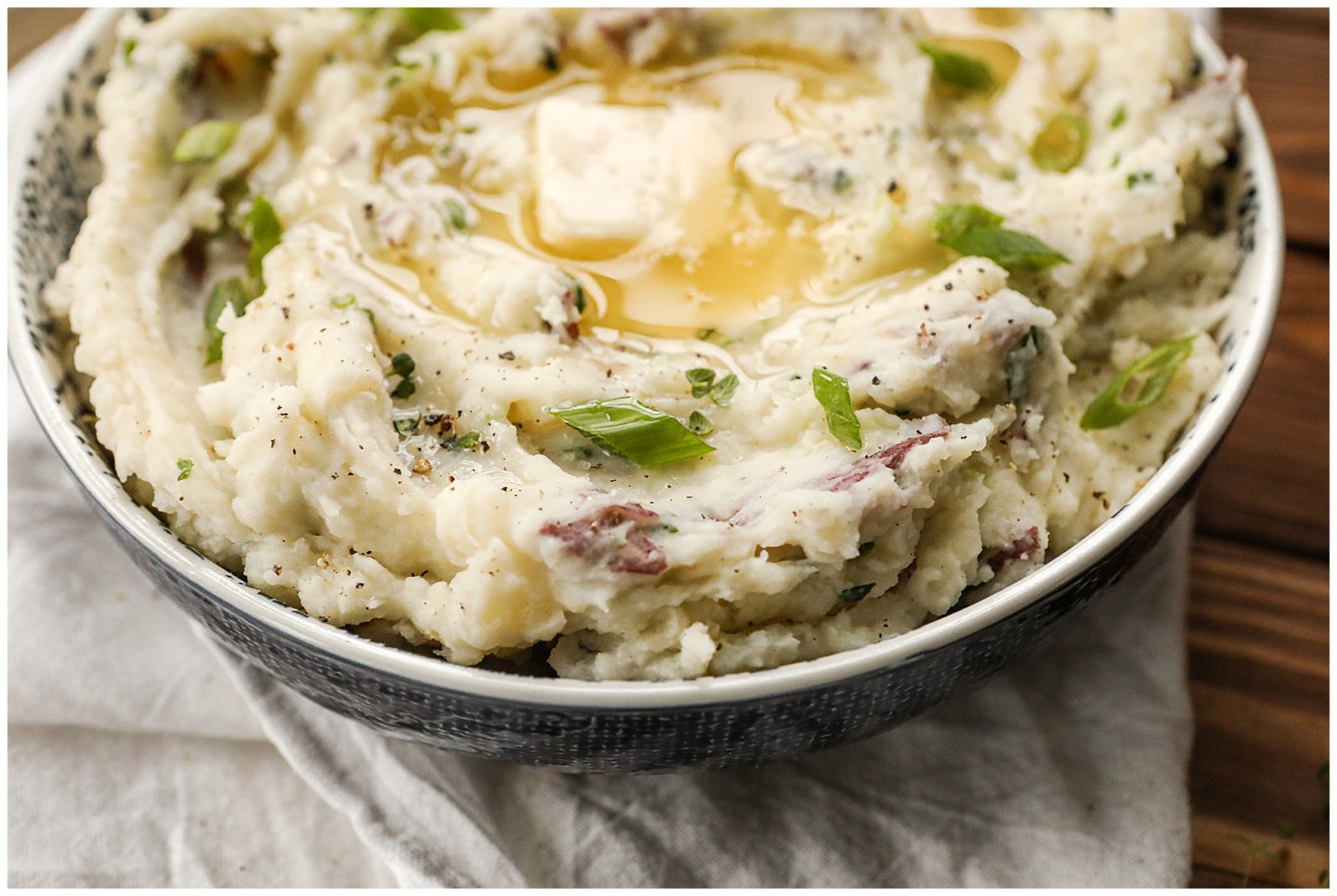 Creamy Red Skin Mashed Potatoes - Sugar Maple Farmhouse