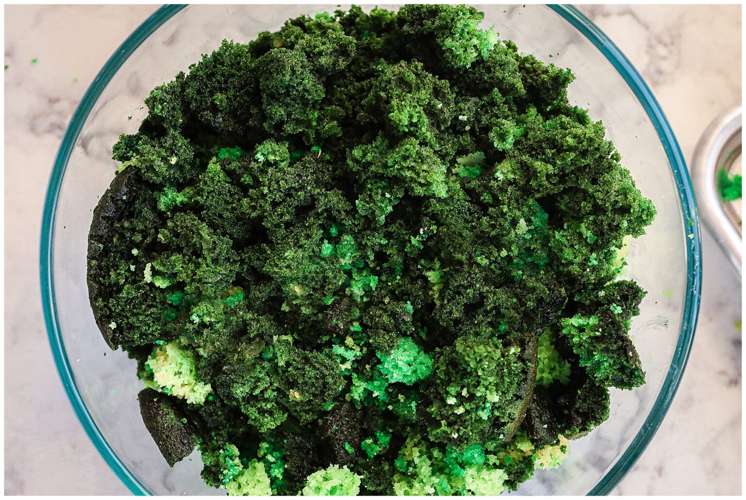 How to make Edible Moss for cakes and cupcakes