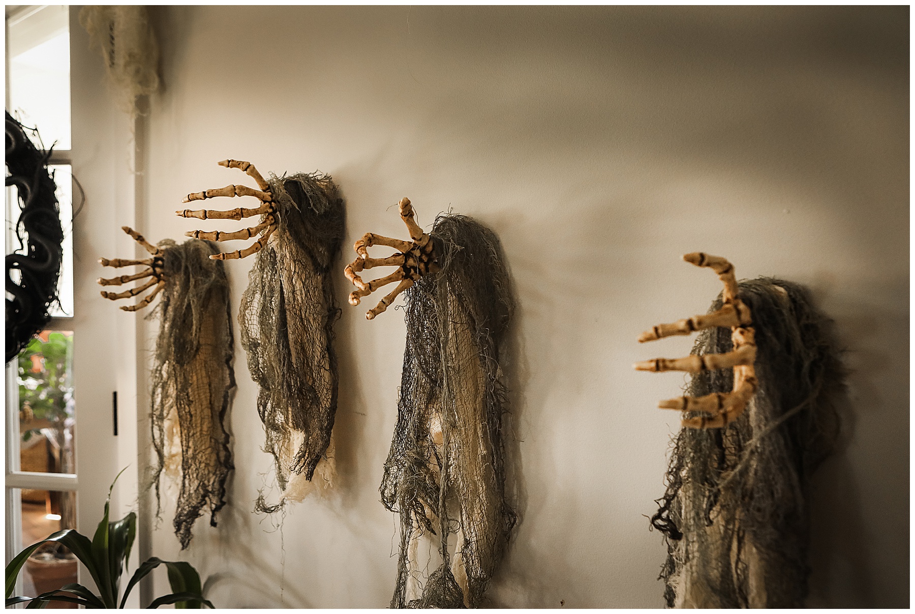 Creepy DIY Halloween Wall Hands
