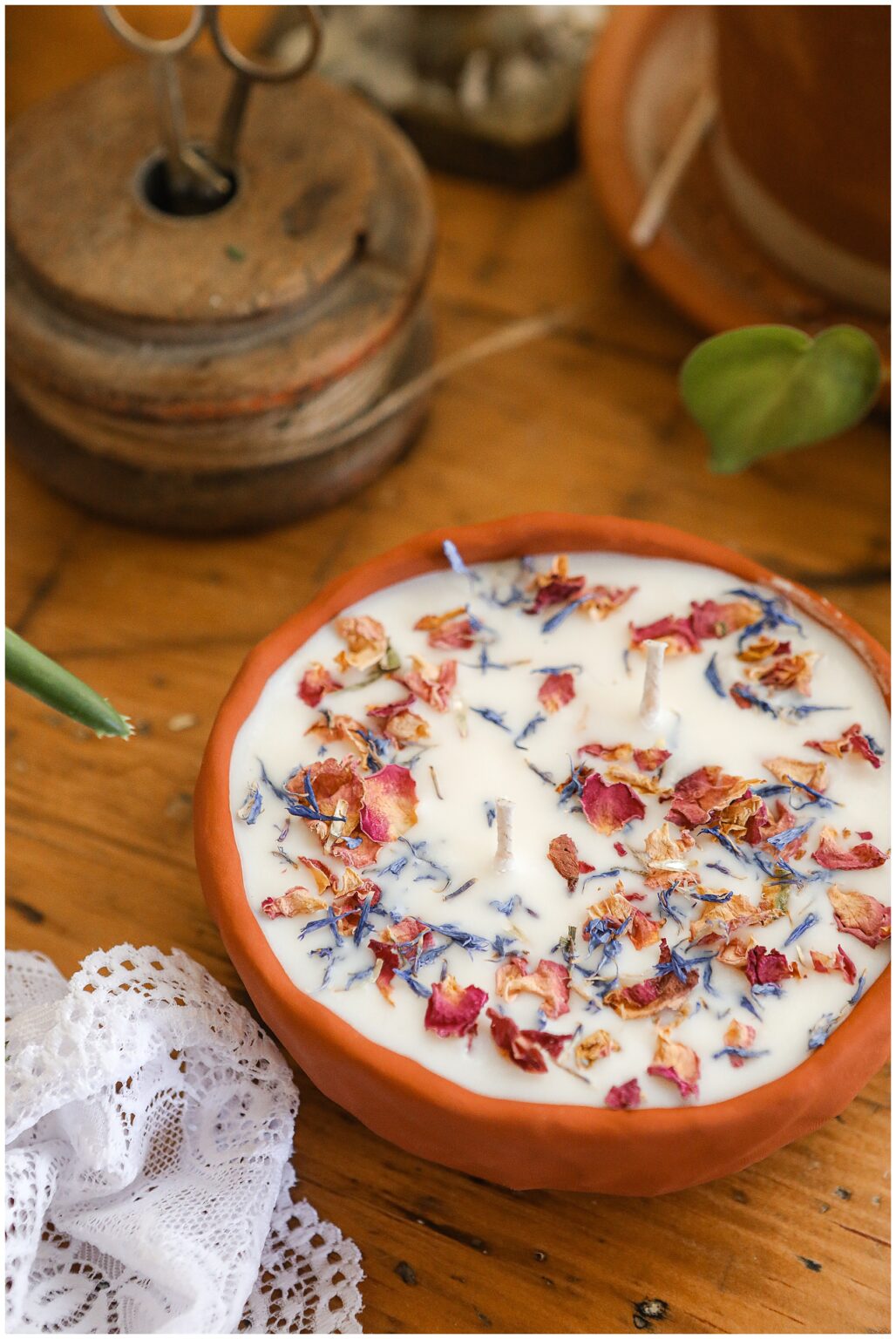 Beautiful Pinch Pot Homemade Candles