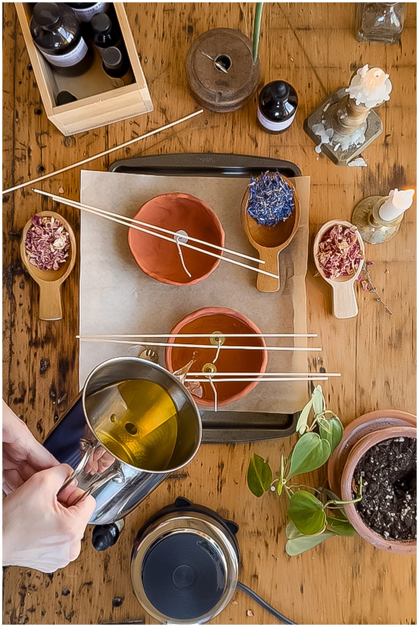 Beautiful Pinch Pot Homemade Candles